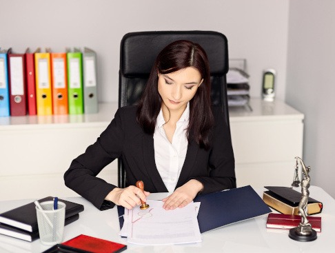 Beëdigd vertaler nodig? | Beëdigde vertalingen | JK Translate